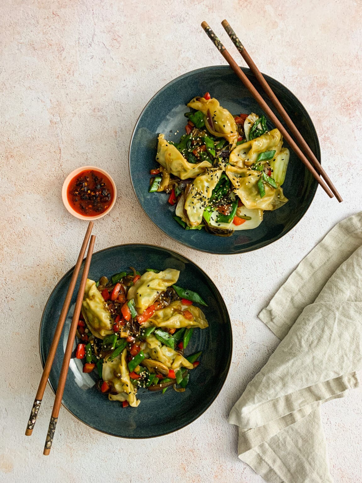 Schnelle Gemüsepfanne mit Gyoza - Mimi & Rose Food Love