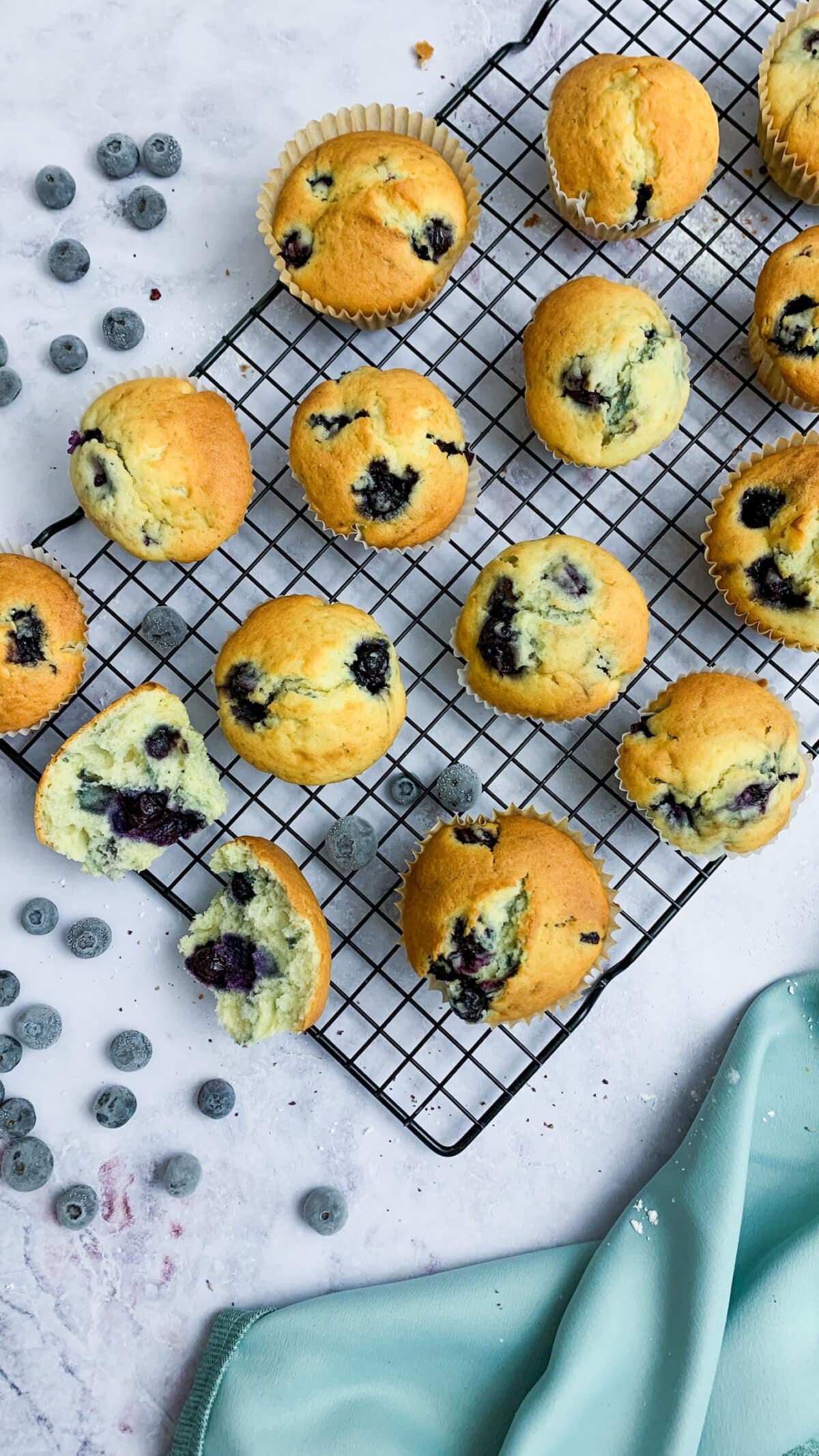 Blueberry Cheesecake Muffins - sommerlich, luftig und lecker! - Mimi ...