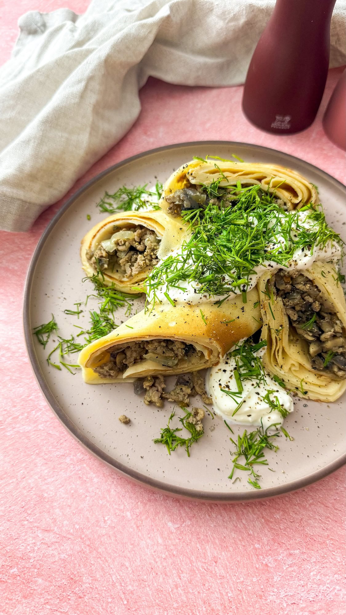 Gefüllte Pfannkuchen mit Hackfleisch und Pilzen – proteinreich ...