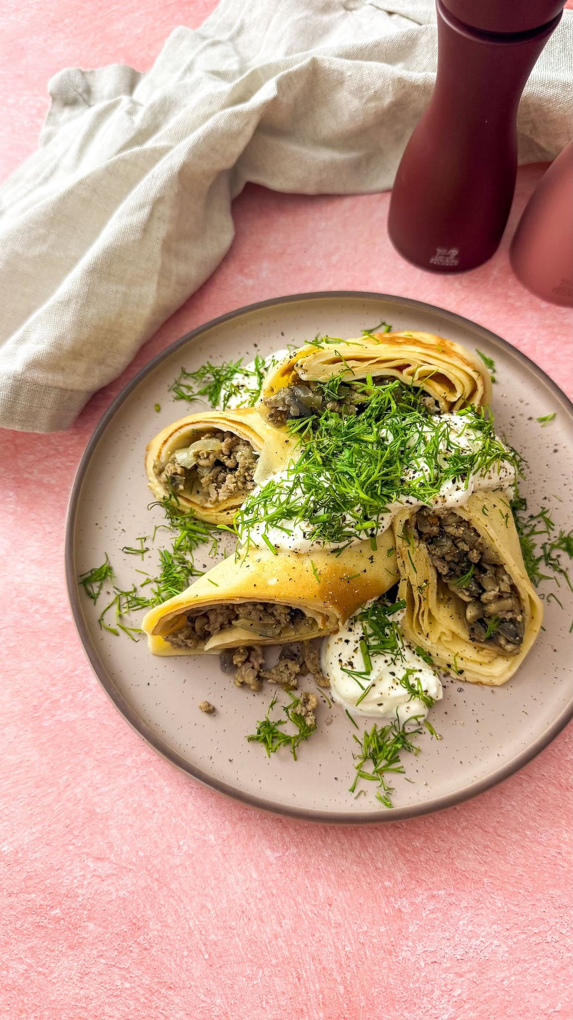Gefüllte Pfannkuchen mit Hackfleisch und Pilzen – proteinreich ...
